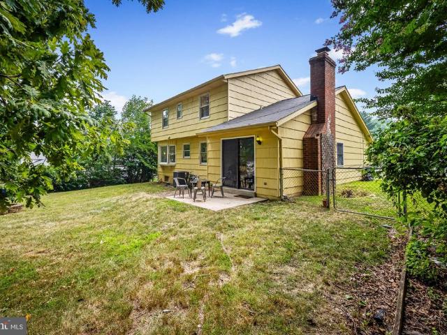 1420 Lincoln Woods