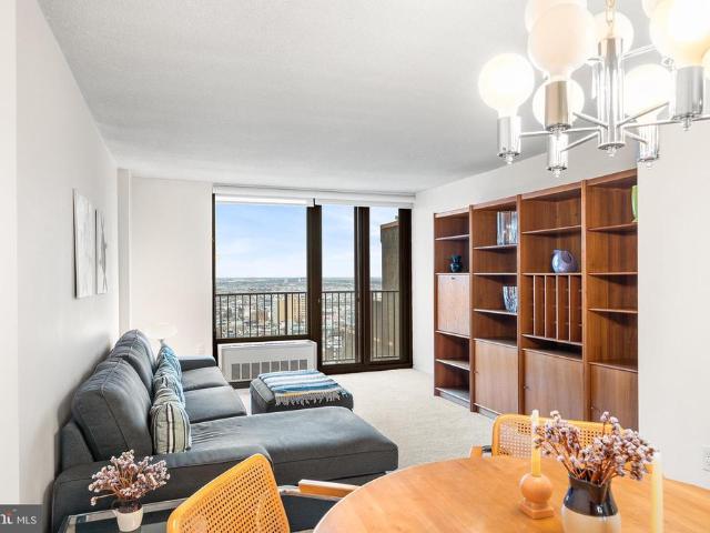 1420 Locust Street # 23M