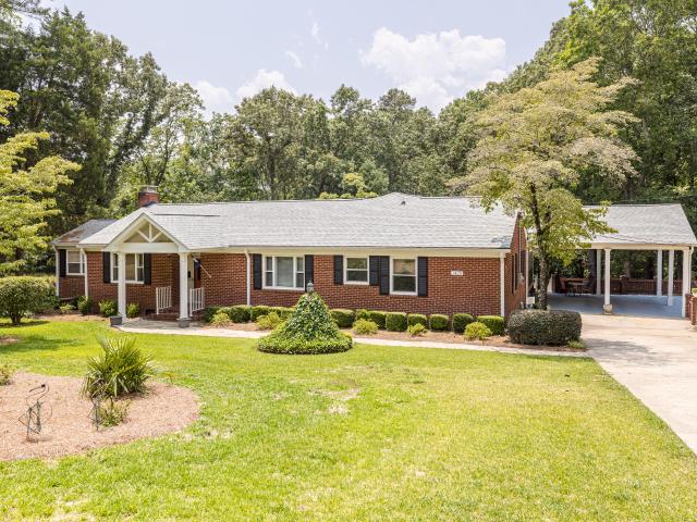 1420 Powderhouse Road SE