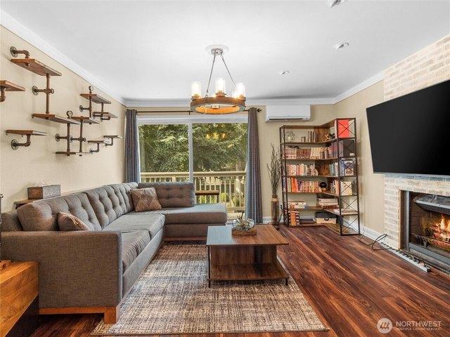 1420 rd Ave NE Unit 4004, Bellevue, WA 98007