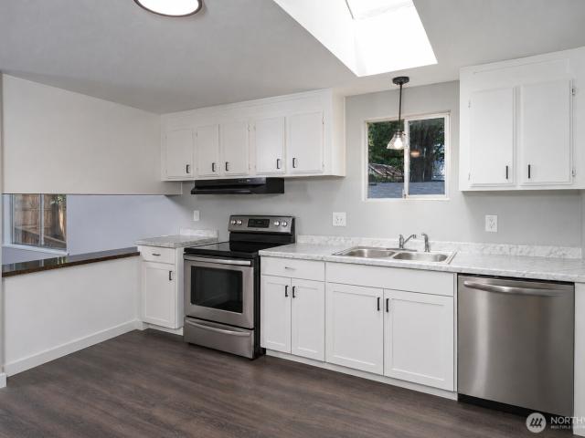 1420 Steele Creek