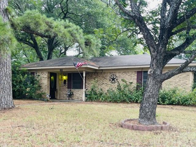 1420 Sycamore Ave, Corsicana, TX 75110