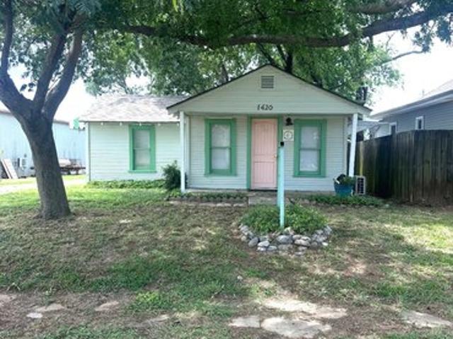 1420 W 1st St, Sulphur, OK 73086