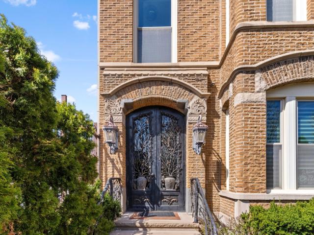 1420 W Fulton Street