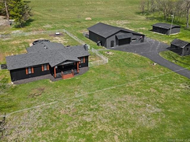 1420 W State Road 256, Austin, IN 47102