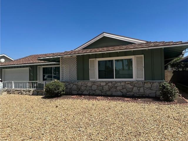 1420 W Whittier Ave, Hemet, CA 92543