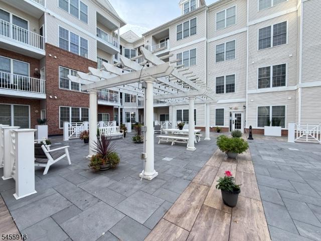 1420 Wharton Ct # 1420