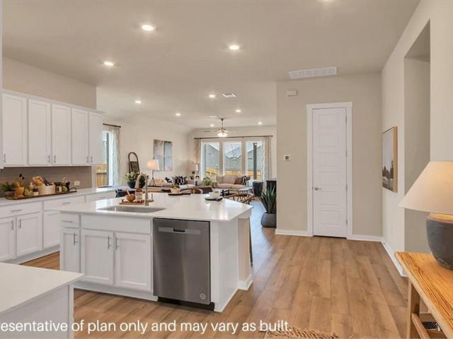 1420 Wood Vine Drive