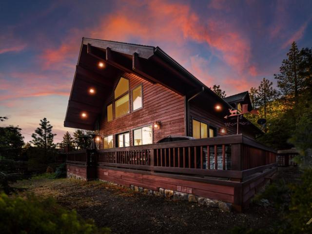 1420 Woodland Drive