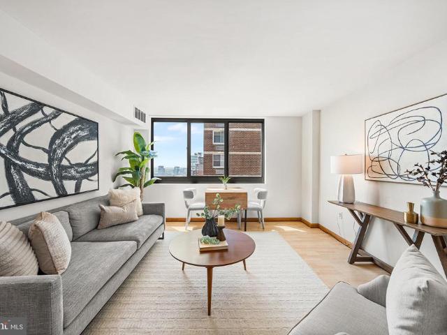 1420 00 Locust Street # 35H