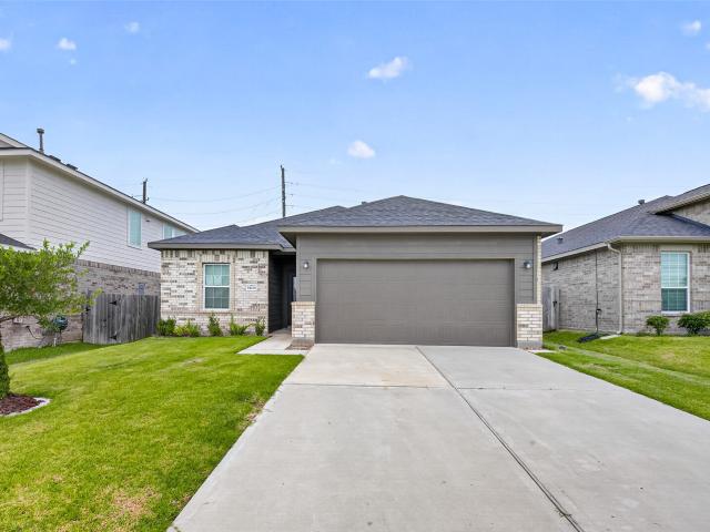 14214 Beach Pine Trail