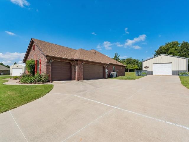 14215 Pleasant Wood Lane