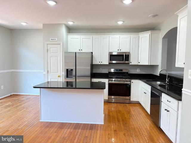 14216 Legend Glen Court