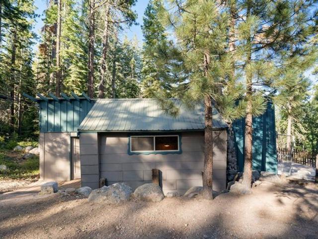14218 Donner Ave, Truckee, CA 96161