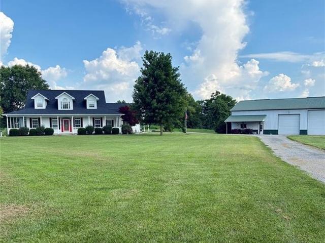 14218 Schuster Rd, Pocahontas, IL 62275