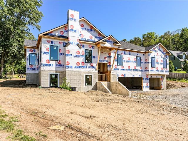 1421 Marguerite Lake Road