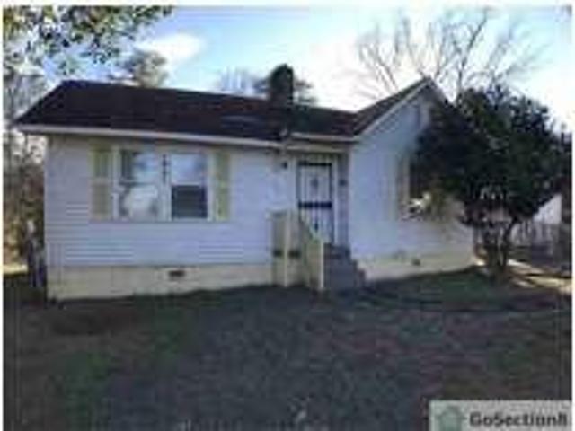 1421 Meadow Ln