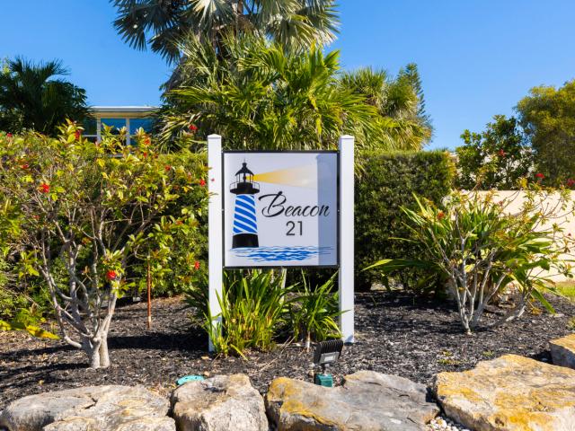 1421 NE 14th Ct, Unit Q19, Jensen Beach, FL 34957 | MLS #B26005 | Compass