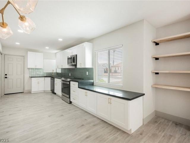 1421 Norman Ave, Las Vegas, NV 89104