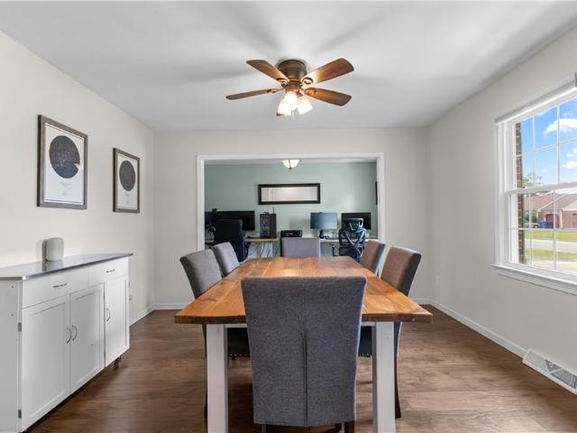 1421 Avon RD