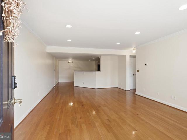 1421 A Van Dorn