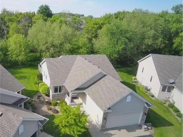 1421 Blue Flag Ct, Northfield, MN 55057