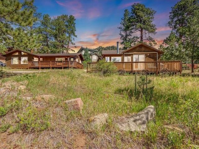 1421 Bluebell Dr, Estes Park, CO 80517