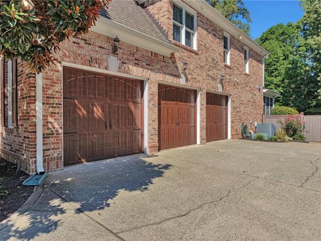 1421 Castlebrooke