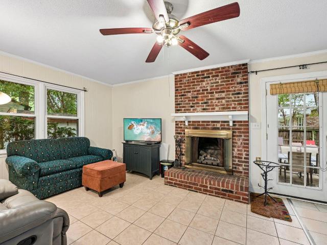1421 Elberon Place
