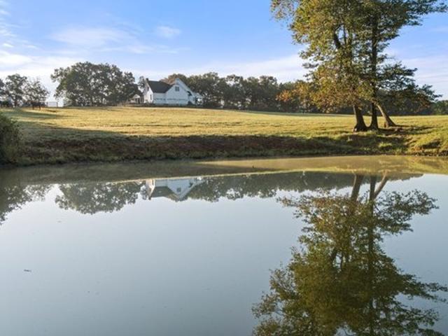 1421 Lawrence Ln, Springfield, TN 37172