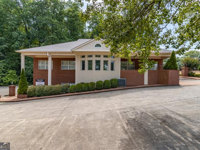 1421 Ross Drive