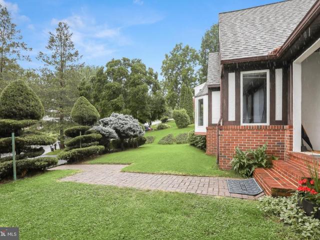 1421 Saratoga Drive