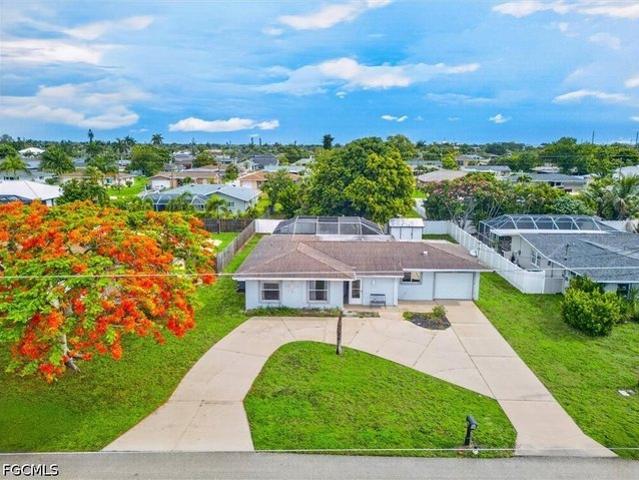 1421 SE 31st St, Cape Coral, FL 33904
