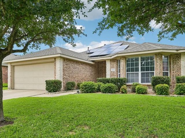 1421 Vista Ridge Dr, Forney, TX 75126