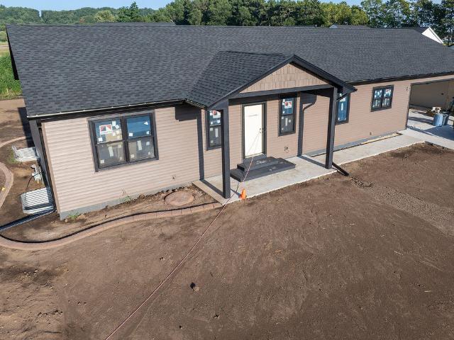 1421 Waldenberger Rd
