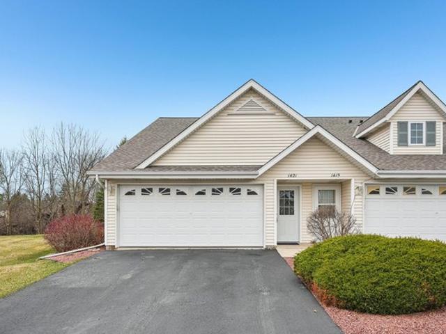 1421 Watercress Cir, West Bend, WI 53095