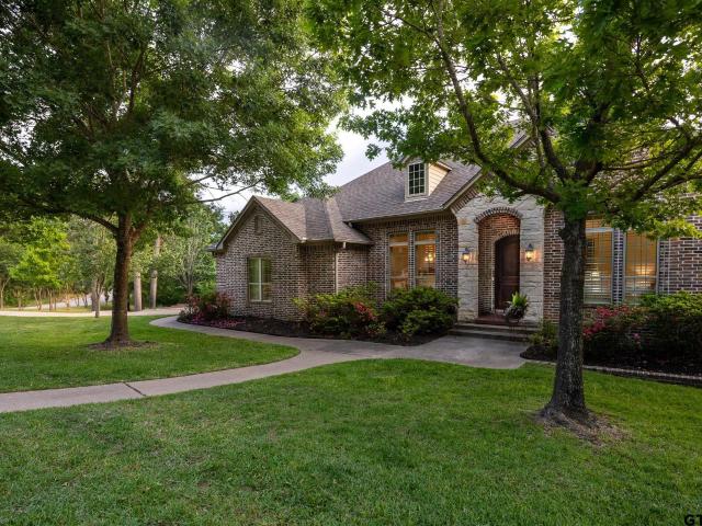 14222 Pinebrook Dr, Tyler, TX 75703 | MLS #26005 | Compass