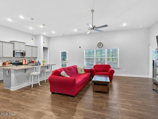 1422 Mona Passage Ct, New Bern, NC 28560 | MLS #100566