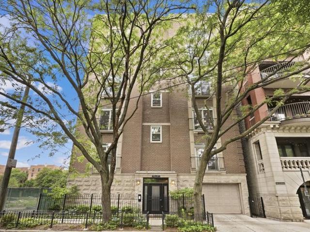 1422 N Orleans St Apt 3S, Chicago, IL 60610