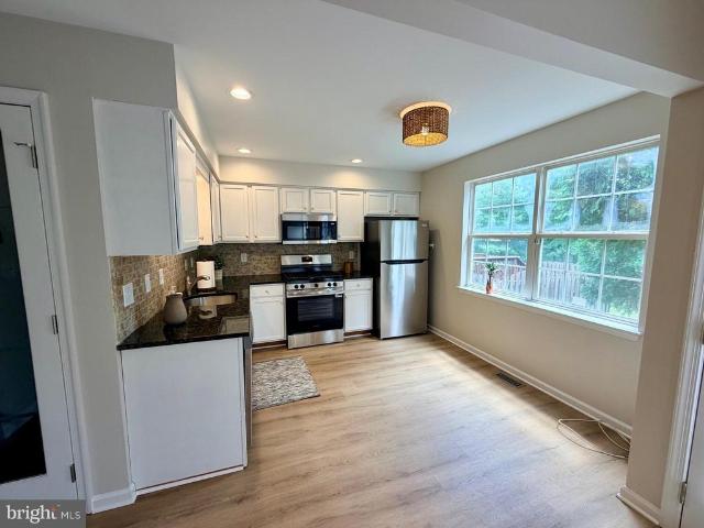 1422 Oxford Circle