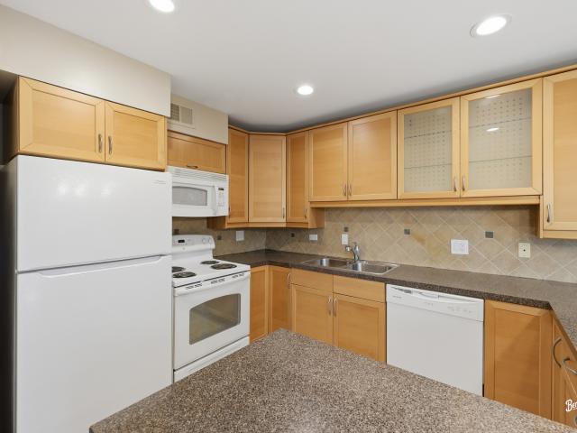 1422 Carol Court # 3A