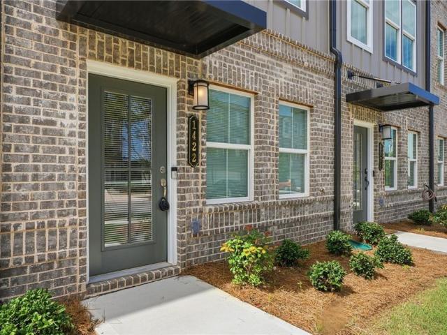 1422 Creekside Circle 211