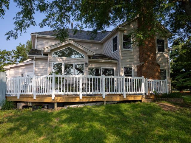 1422 Eagle Ridge Drive