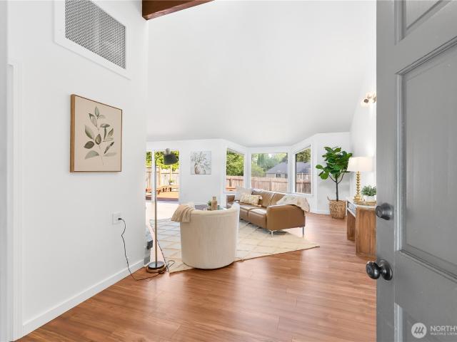 1422 Greenville Drive