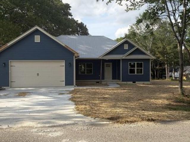 1422 Junie Gilbert Rd, Henagar, AL 35978