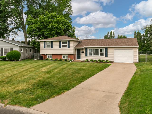 1422 lakewood drive