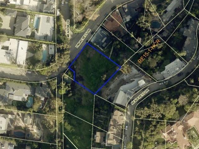 1422 Lindacrest Drive
