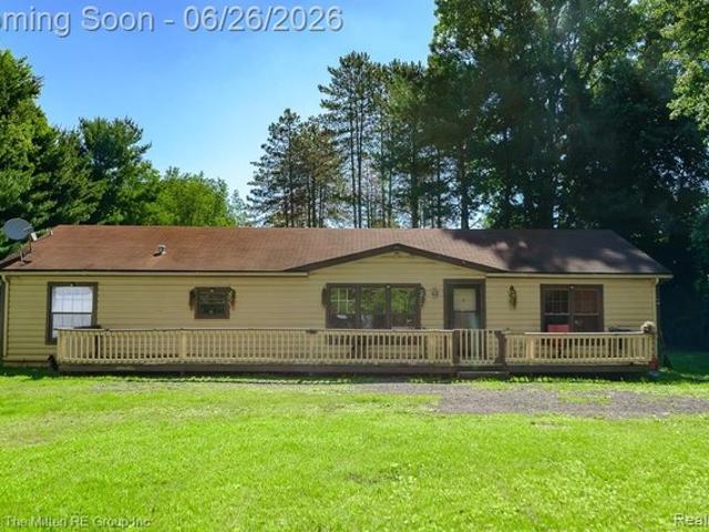 1422 Ridge Rd, Ypsilanti, MI 48198