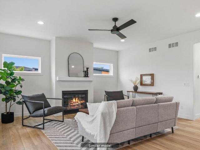 1422 Stonehaven Drive