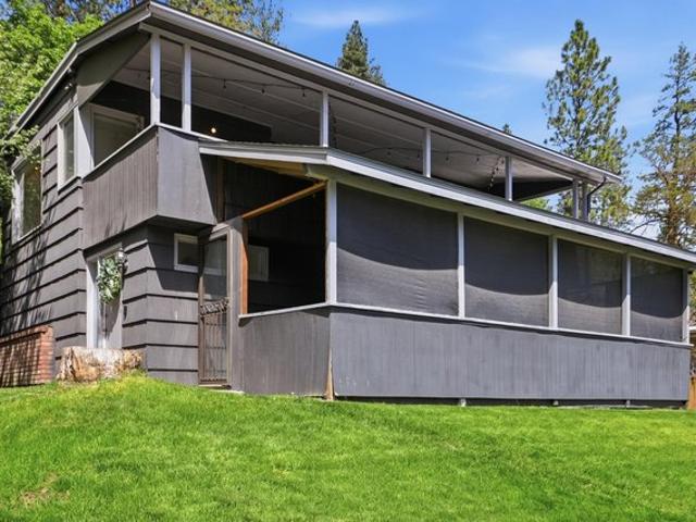 1422 S Liberty Dr, Liberty Lake, WA 99019